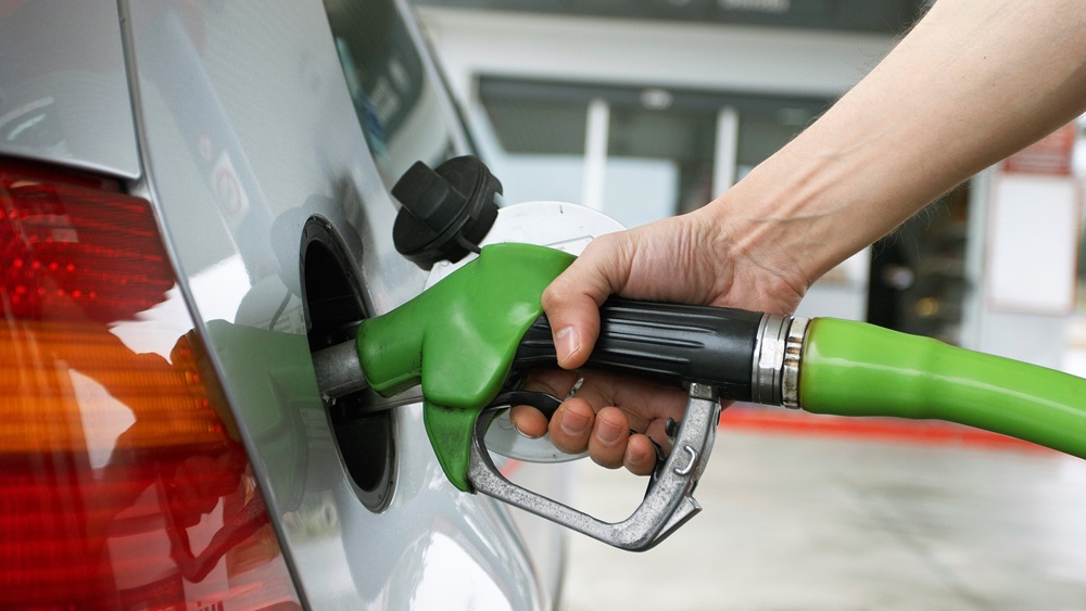 Levný benzín u Tank ONO: Natural 95 za 29,90 Kč, diesel za 30,50 Kč